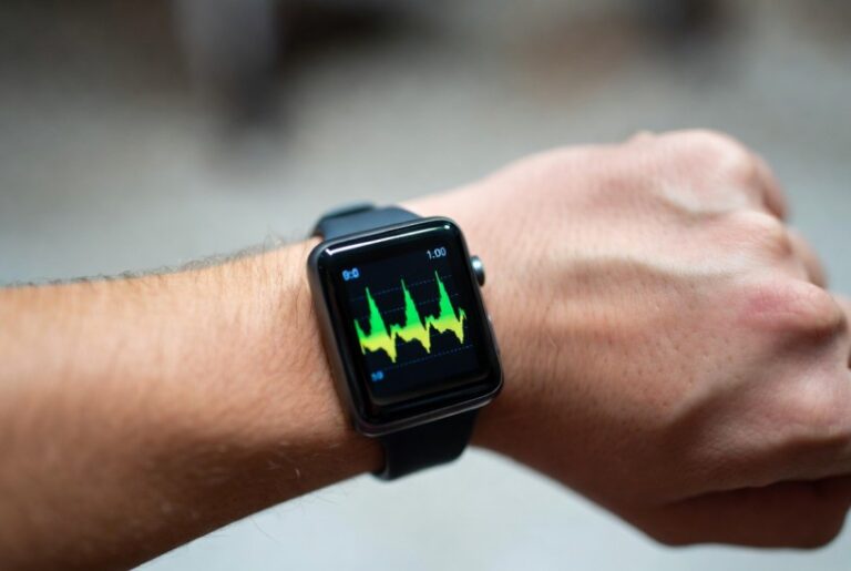 Heart Rate - What It Is, Normal Ranges, 10 Symptoms, Causes, and Treatment